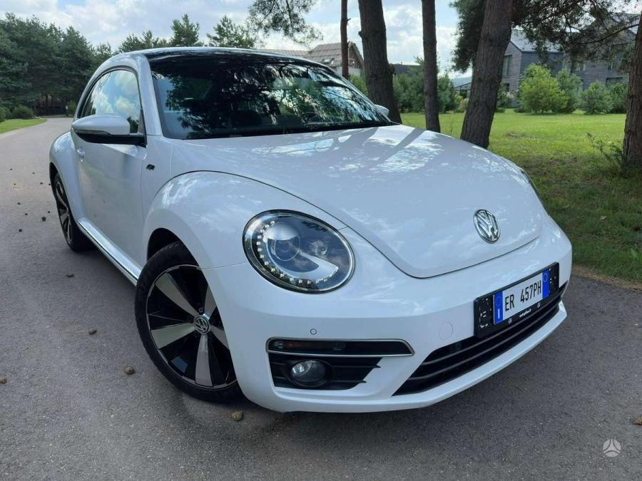 White Volkswagen Beetle 2013 in Vilnius, with an engine capacity of 1.97 L and mileage of 263 thousand km for 7900 €, photo 13 on AUTOMOTO.COM.LV