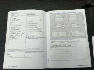 White Volkswagen Beetle 2013 in Vilnius, with an engine capacity of 1.97 L and mileage of 263 thousand km for 7900 €, photo 41 on AUTOMOTO.COM.LV
