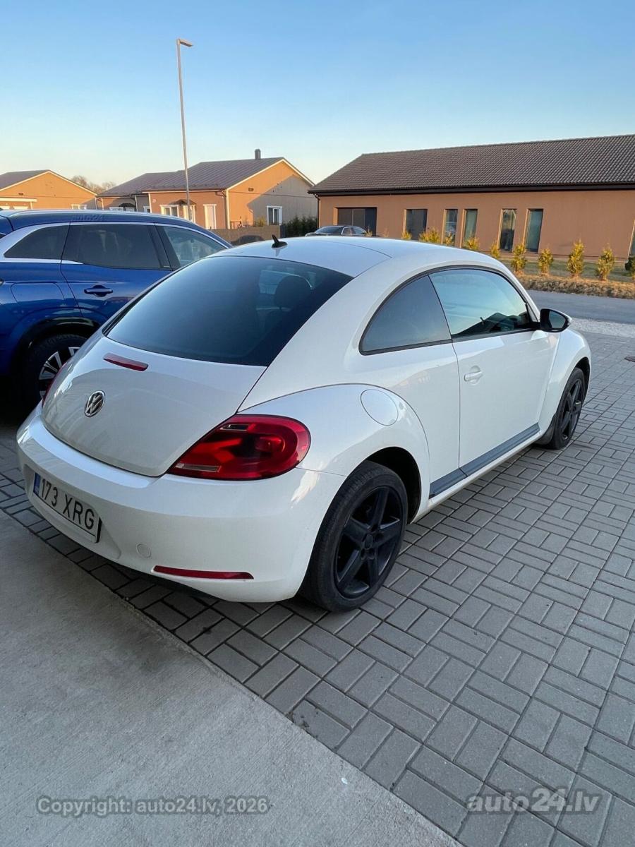 White Volkswagen Beetle 2012 in Tallinn, with an engine capacity of 1.20 L and mileage of 226 thousand km for 6260 €, photo 3 on AUTOMOTO.COM.LV