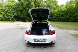 Balts Volkswagen Beetle 2012 Liepāja, ar dzinēja tilpumu 2.00 L un nobraukumu 210 tūkst. km par 7200 €, foto 10 vietnē AUTOMOTO.COM.LV