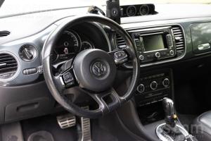 Balts Volkswagen Beetle 2012 Liepāja, ar dzinēja tilpumu 2.00 L un nobraukumu 210 tūkst. km par 7200 €, foto 11 vietnē AUTOMOTO.COM.LV