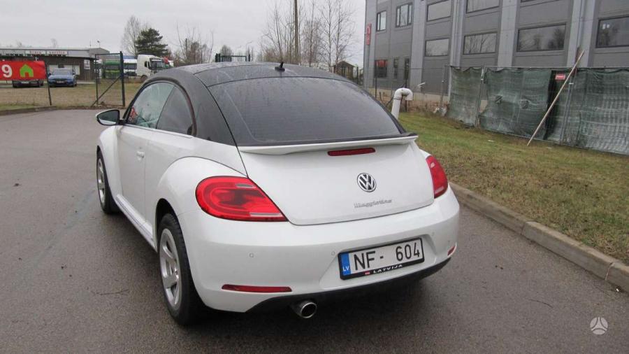 Balts Volkswagen Beetle 2013 Rīga, ar dzinēja tilpumu 1.60 L un nobraukumu 254 tūkst. km par 5950 €, foto 18 vietnē AUTOMOTO.COM.LV