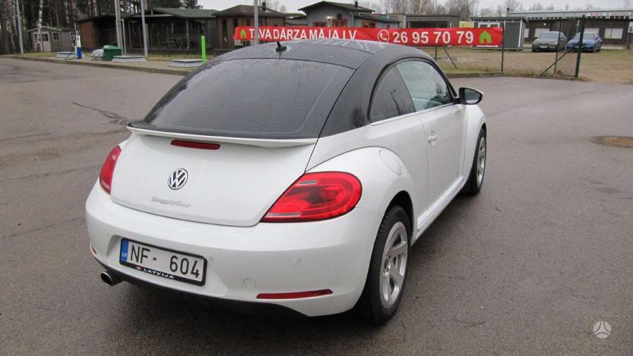 Balts Volkswagen Beetle 2013 Rīga, ar dzinēja tilpumu 1.60 L un nobraukumu 254 tūkst. km par 5950 €, foto 20 vietnē AUTOMOTO.COM.LV