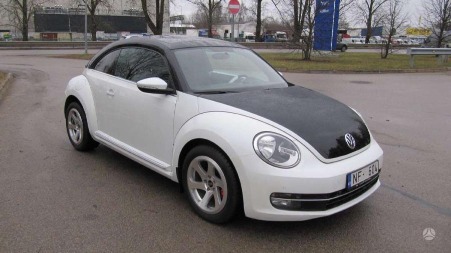 Balts Volkswagen Beetle 2013 Rīga, ar dzinēja tilpumu 1.60 L un nobraukumu 254 tūkst. km par 5950 €, foto 24 vietnē AUTOMOTO.COM.LV