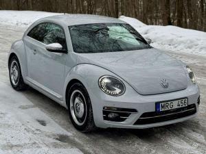 White Volkswagen Beetle 2017 in Vilnius, with an engine capacity of 1.40 L and mileage of 86 thousand km for 15500 €, photo  on AUTOMOTO.COM.LV