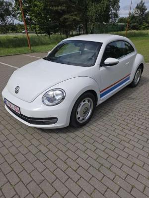 White Volkswagen Beetle 2012 in Vilnius, with an engine capacity of 1.20 L and mileage of 190 thousand km for 5850 €, photo 3 on AUTOMOTO.COM.LV