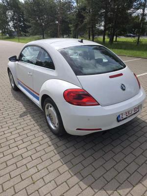 White Volkswagen Beetle 2012 in Vilnius, with an engine capacity of 1.20 L and mileage of 190 thousand km for 5850 €, photo 5 on AUTOMOTO.COM.LV
