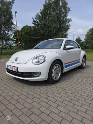 White Volkswagen Beetle 2012 in Vilnius, with an engine capacity of 1.20 L and mileage of 190 thousand km for 5850 €, photo 9 on AUTOMOTO.COM.LV