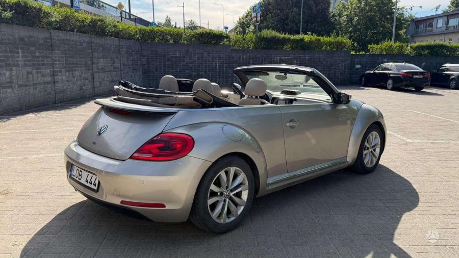Yellow Volkswagen Beetle 2013 in Vilnius, with an engine capacity of 1.97 L and mileage of 185 thousand km for 8000 €, photo 9 on AUTOMOTO.COM.LV
