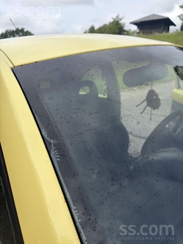 Yellow Volkswagen Beetle 1999 in Talsi, with an engine capacity of 1.90 L and mileage of 395 thousand km for 1000 €, photo 8 on AUTOMOTO.COM.LV