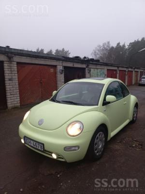 Dzeltens Volkswagen Beetle 2000 Rīga, ar dzinēja tilpumu 2.00 L un nobraukumu 152 tūkst. km par 2399 €, foto  vietnē AUTOMOTO.COM.LV