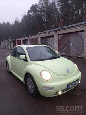 Dzeltens Volkswagen Beetle 2000 Rīga, ar dzinēja tilpumu 2.00 L un nobraukumu 152 tūkst. km par 2399 €, foto 2 vietnē AUTOMOTO.COM.LV