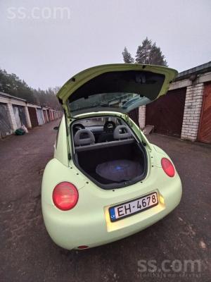Dzeltens Volkswagen Beetle 2000 Rīga, ar dzinēja tilpumu 2.00 L un nobraukumu 152 tūkst. km par 2399 €, foto 10 vietnē AUTOMOTO.COM.LV