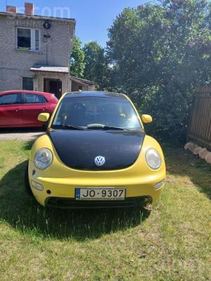 Yellow Volkswagen Beetle 2002 in Riga, with an engine capacity of 2.00 L and mileage of 228 thousand km for 1500 €, photo 2 on AUTOMOTO.COM.LV