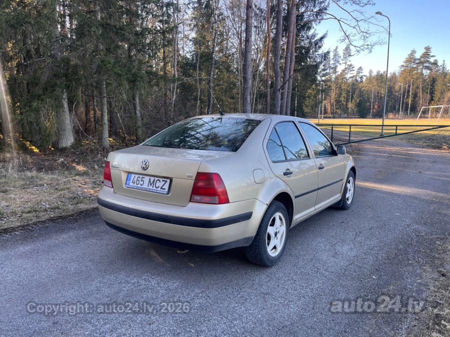 Beige Volkswagen Bora 2002 in Tallinn, with an engine capacity of 1.60 L and mileage of 0 thousand km for 450 €, photo 6 on AUTOMOTO.COM.LV