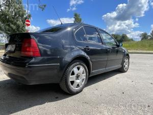 Melns Volkswagen Bora 2000 Rīga, ar dzinēja tilpumu 1.90 L un nobraukumu 402 tūkst. km par 1350 €, foto 5 vietnē AUTOMOTO.COM.LV