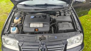 Melns Volkswagen Bora 2002 Kalvarija, ar dzinēja tilpumu 2.00 L un nobraukumu 268 tūkst. km par 1200 €, foto 7 vietnē AUTOMOTO.COM.LV