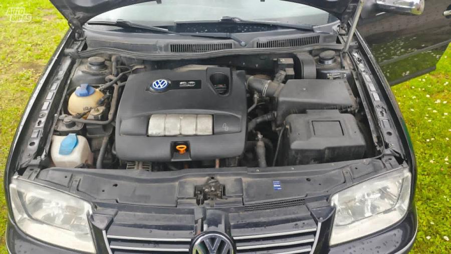 Melns Volkswagen Bora 2002 Kalvarija, ar dzinēja tilpumu 2.00 L un nobraukumu 268 tūkst. km par 1200 €, foto 7 vietnē AUTOMOTO.COM.LV