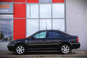 Melns Volkswagen Bora 2002 Rīga, ar dzinēja tilpumu 2.00 L un nobraukumu 201 tūkst. km par 1495 €, foto 3 vietnē AUTOMOTO.COM.LV