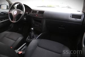 Melns Volkswagen Bora 2002 Rīga, ar dzinēja tilpumu 2.00 L un nobraukumu 201 tūkst. km par 1495 €, foto 10 vietnē AUTOMOTO.COM.LV