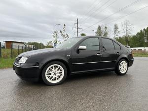 Melns Volkswagen Bora 2003 Tartu, ar dzinēja tilpumu 2.30 L un nobraukumu 342 tūkst. km par 2400 €, foto 6 vietnē AUTOMOTO.COM.LV