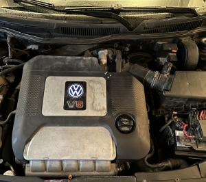 Melns Volkswagen Bora 2003 Tartu, ar dzinēja tilpumu 2.30 L un nobraukumu 342 tūkst. km par 2400 €, foto 13 vietnē AUTOMOTO.COM.LV