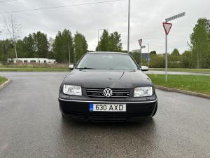 Melns Volkswagen Bora 2003 Tartu, ar dzinēja tilpumu 2.30 L un nobraukumu 342 tūkst. km par 2400 €, foto 17 vietnē AUTOMOTO.COM.LV