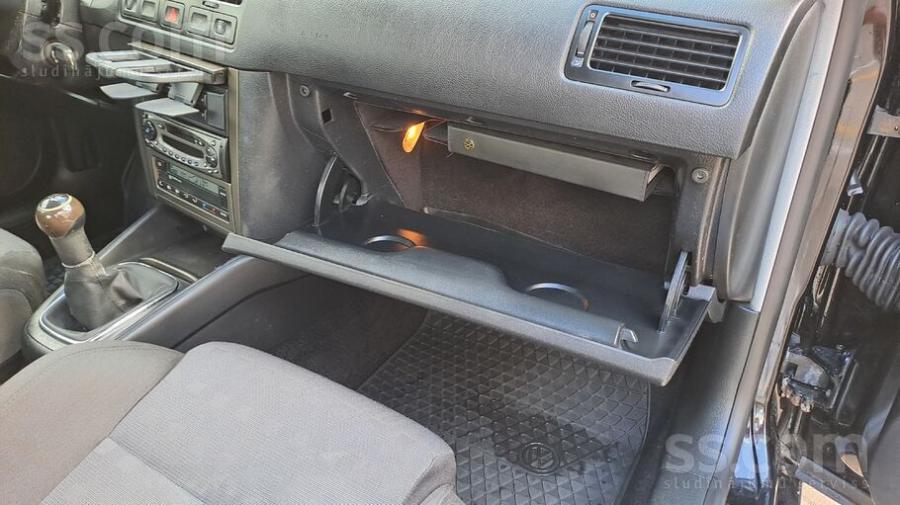 Melns Volkswagen Bora 2003 Rīga, ar dzinēja tilpumu 1.90 L un nobraukumu 0 tūkst. km par 2690 €, foto 14 vietnē AUTOMOTO.COM.LV