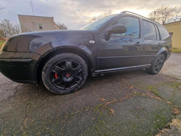 Black Volkswagen Bora 2000 in Siauliai, with an engine capacity of 1.90 L and mileage of 573 thousand km for 800 €, photo 6 on AUTOMOTO.COM.LV