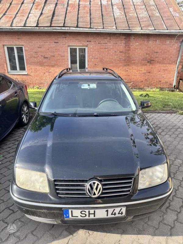 Melns Volkswagen Bora 2000 Kauņa, ar dzinēja tilpumu 1.60 L un nobraukumu 201 tūkst. km par 1050 €, foto 4 vietnē AUTOMOTO.COM.LV