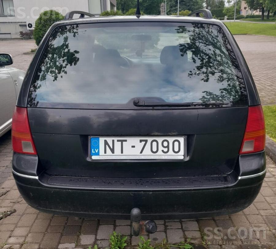 Melns Volkswagen Bora 2002 Valmiera, ar dzinēja tilpumu 1.90 L un nobraukumu 329 tūkst. km par 1750 €, foto 4 vietnē AUTOMOTO.COM.LV