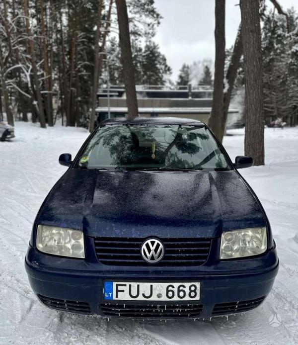 Blue Volkswagen Bora 1999 in Vilnius, with an engine capacity of 1.90 L and mileage of 4500 thousand km for 650 €, photo 2 on AUTOMOTO.COM.LV
