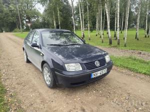 Синий Фольксваген Бора 1999 в Рига, объемом двигателя 1.60 л и пробегом 0 тыс. км за 1290 €, фото  на AUTOMOTO.COM.LV