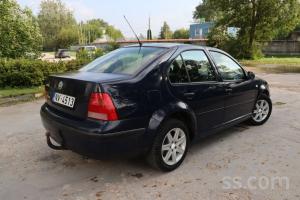 Zils Volkswagen Bora 1999 Rīga, ar dzinēja tilpumu 1.60 L un nobraukumu 0 tūkst. km par 1290 €, foto 5 vietnē AUTOMOTO.COM.LV