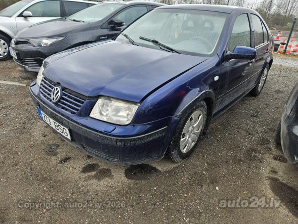 Blue Volkswagen Bora 2000 in Tallinn, with an engine capacity of 1.90 L and mileage of 0 thousand km for 500 €, photo 2 on AUTOMOTO.COM.LV