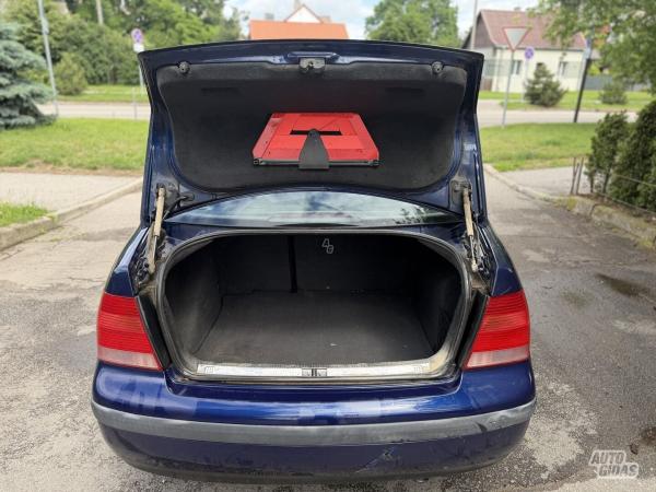 Zils Volkswagen Bora 2000 Kauņa, ar dzinēja tilpumu 1.90 L un nobraukumu 287 tūkst. km par 850 €, foto 7 vietnē AUTOMOTO.COM.LV