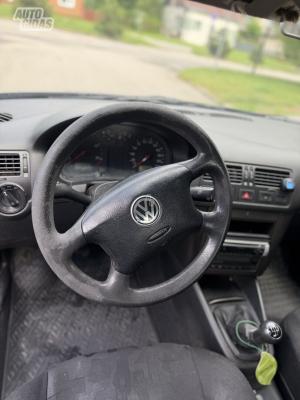 Blue Volkswagen Bora 2000 in Kaunas, with an engine capacity of 1.90 L and mileage of 287 thousand km for 850 €, photo 17 on AUTOMOTO.COM.LV