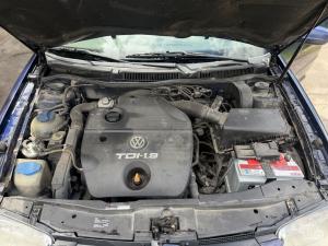 Blue Volkswagen Bora 2000 in Kaunas, with an engine capacity of 1.90 L and mileage of 287 thousand km for 850 €, photo 25 on AUTOMOTO.COM.LV