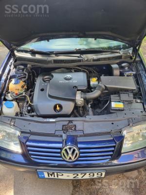 Blue Volkswagen Bora 2000 in Riga, with an engine capacity of 1.90 L and mileage of 175 thousand km for 2499 €, photo 6 on AUTOMOTO.COM.LV