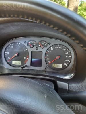 Blue Volkswagen Bora 2000 in Riga, with an engine capacity of 1.90 L and mileage of 175 thousand km for 2499 €, photo 10 on AUTOMOTO.COM.LV