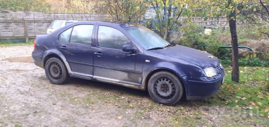 Zils Volkswagen Bora 2000 Jēkabpils, ar dzinēja tilpumu 1.90 L un nobraukumu 336 tūkst. km par 580 €, foto 1 vietnē AUTOMOTO.COM.LV