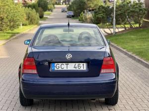 Blue Volkswagen Bora 2001 in Klaipeda, with an engine capacity of 1.90 L and mileage of 368 thousand km for 1400 €, photo 7 on AUTOMOTO.COM.LV