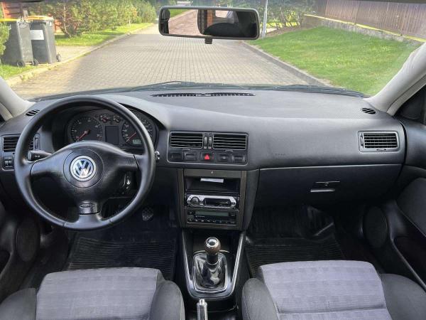 Zils Volkswagen Bora 2001 Klaipėda, ar dzinēja tilpumu 1.90 L un nobraukumu 368 tūkst. km par 1400 €, foto 8 vietnē AUTOMOTO.COM.LV