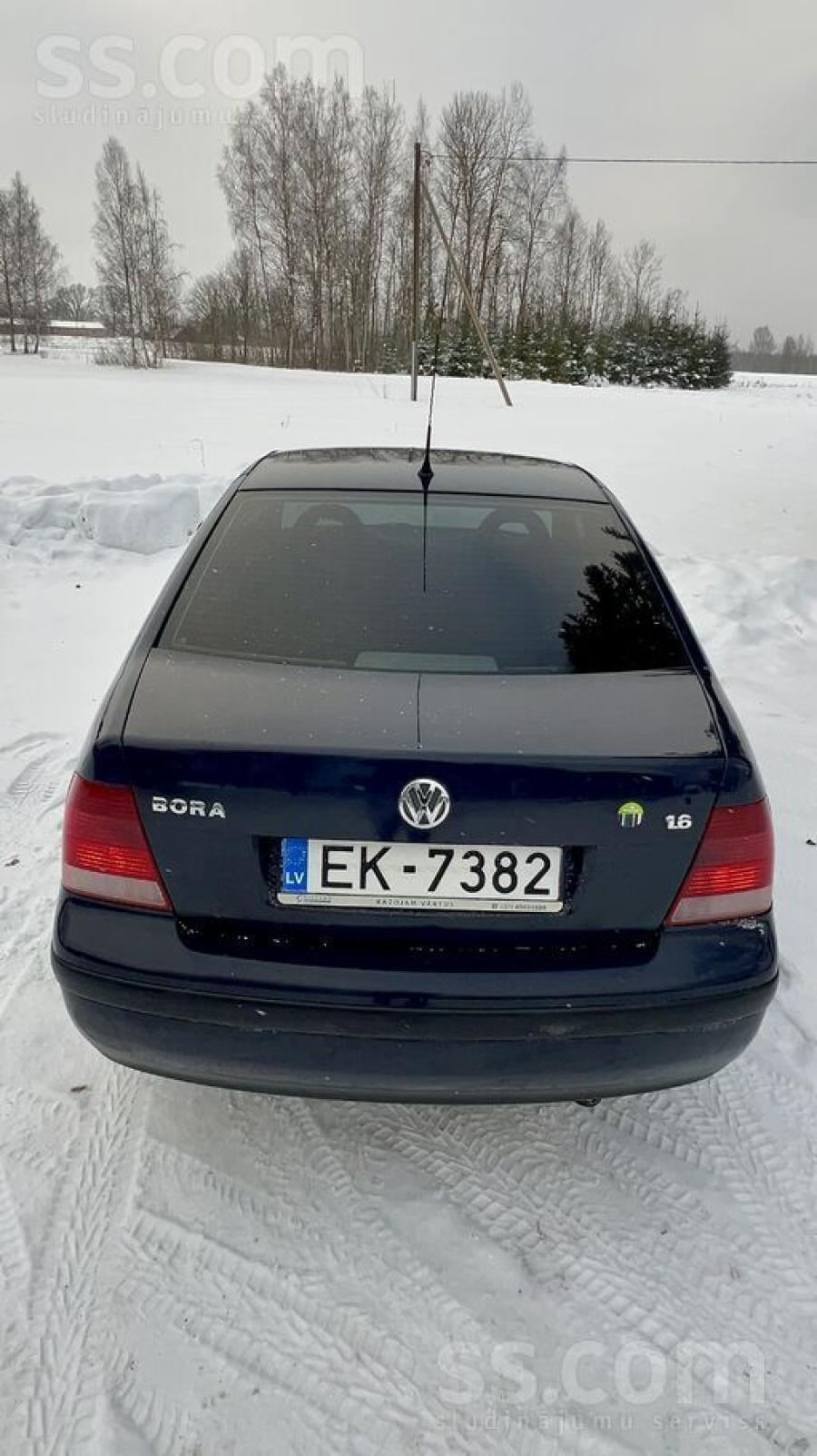 Blue Volkswagen Bora 2002 in Gulbene, with an engine capacity of 1.60 L and mileage of 325 thousand km for 1490 €, photo 3 on AUTOMOTO.COM.LV