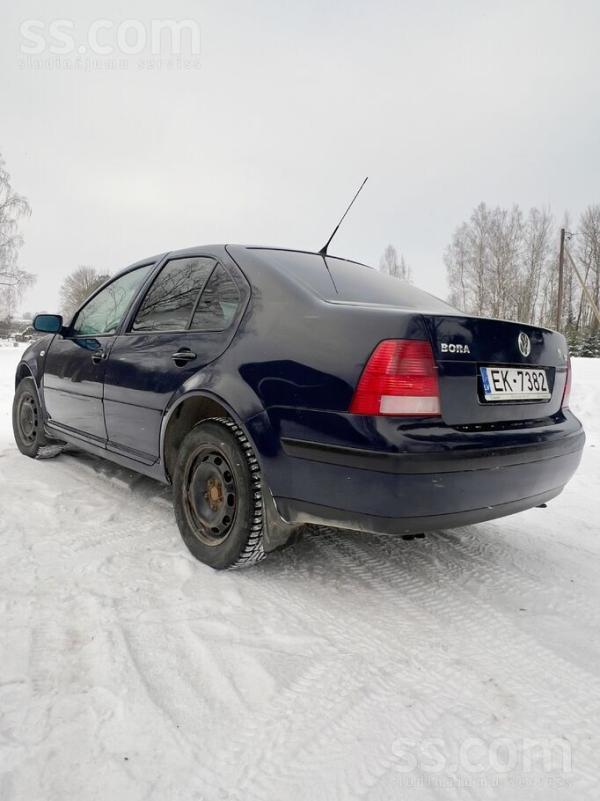 Zils Volkswagen Bora 2002 Gulbene, ar dzinēja tilpumu 1.60 L un nobraukumu 325 tūkst. km par 1490 €, foto 6 vietnē AUTOMOTO.COM.LV