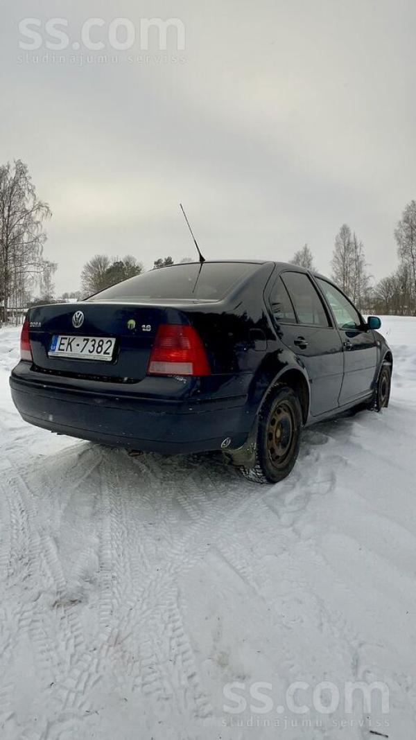 Zils Volkswagen Bora 2002 Gulbene, ar dzinēja tilpumu 1.60 L un nobraukumu 325 tūkst. km par 1490 €, foto 7 vietnē AUTOMOTO.COM.LV