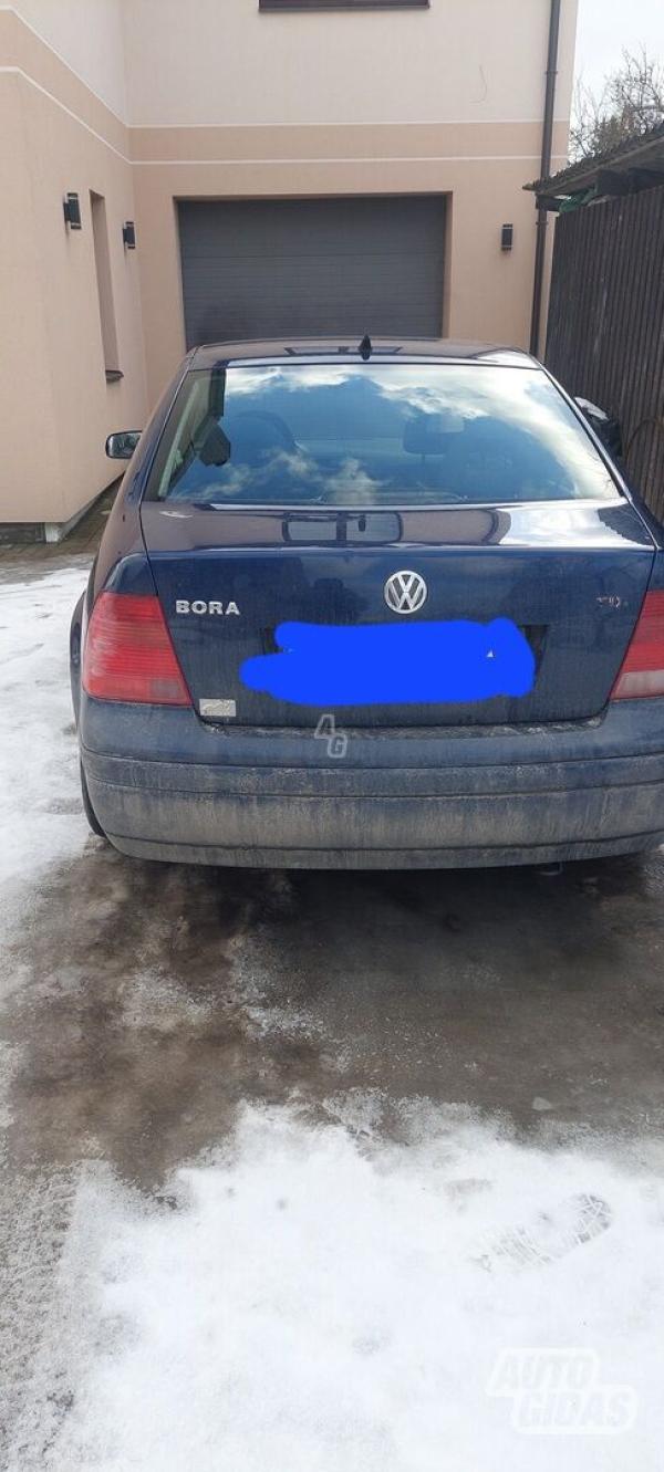 Zils Volkswagen Bora 2002 Viļņa, ar dzinēja tilpumu 1.90 L un nobraukumu 340 tūkst. km par 850 €, foto 3 vietnē AUTOMOTO.COM.LV