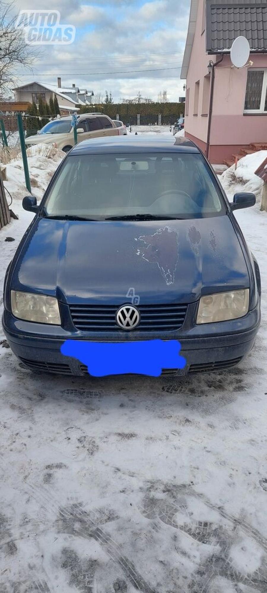 Zils Volkswagen Bora 2002 Viļņa, ar dzinēja tilpumu 1.90 L un nobraukumu 340 tūkst. km par 800 €, foto 1 vietnē AUTOMOTO.COM.LV