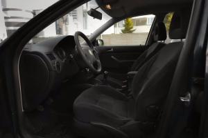Zils Volkswagen Bora 2002 Jelgava, ar dzinēja tilpumu 1.90 L un nobraukumu 260 tūkst. km par 2300 €, foto 11 vietnē AUTOMOTO.COM.LV