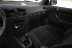 Zils Volkswagen Bora 2002 Jelgava, ar dzinēja tilpumu 1.90 L un nobraukumu 260 tūkst. km par 2300 €, foto 12 vietnē AUTOMOTO.COM.LV